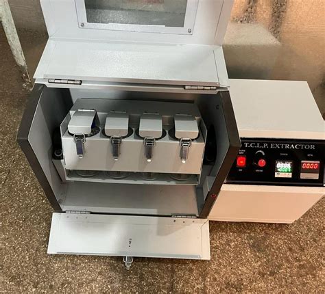 Tclp Extractor Tclp Extractor 4 Bottles Manufacturer From New Delhi