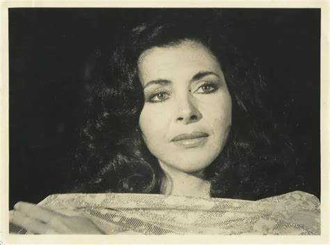 Betty Faria Faz 84 Anos E Estes São Os Seus Looks De Beleza Mais