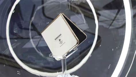 共迎冬奥 共创未来 三星电子与中国联通举办 Galaxy Z Flip3 5g 奥运纪念版首销仪式 极客公园