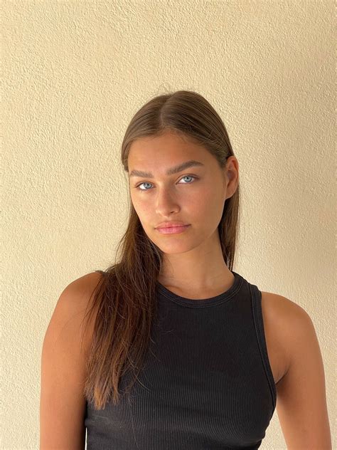 Romi Frenkel Iconic Management