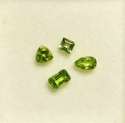 Peridot Mixed Shapes 1ctw Random Sample 4 Pcs Parcel Gold Crown Jewelry