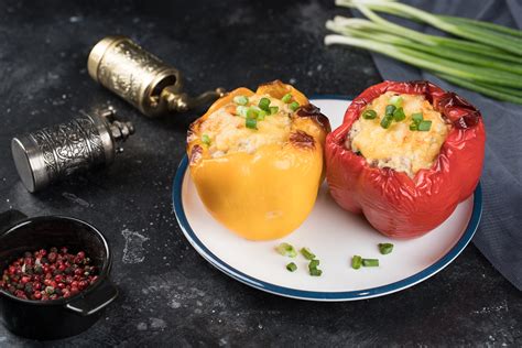 Перцы запеченные с курицей — Zira Uz