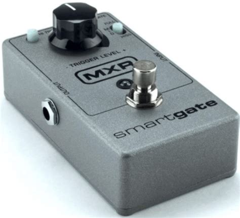 7 Best Noise Gate Pedals in 2022: Which Is Right For You? - Guitar Space