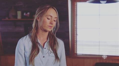 Tvshowsphotos1 On Instagram Amy Fleming In S13e01 Ambermarshall Amyfleming Heartland