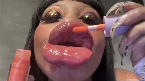 Rubydolllipzs 10 4 22 Growing Xl Doll Lips Surgery Info Rubydolllipz Clips4sale