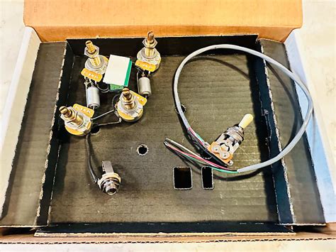 Mojotone Mojotone Solderless Les Paul Wiring Harness Long Reverb