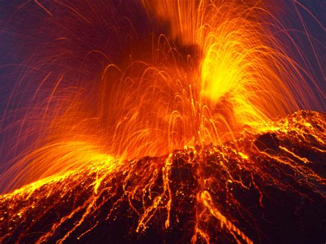 Wybuch wulkanu na Stromboli Tego nikt się nie spodziewał Podróże Wprost