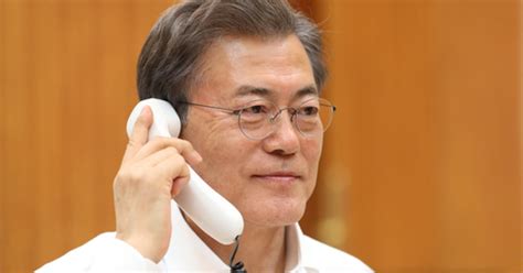 문재인 대통령 트럼프 대통령과 전화통화