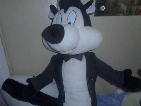 Tuxedo Pepe Le Pew By Timon Berkowitz On Deviantart