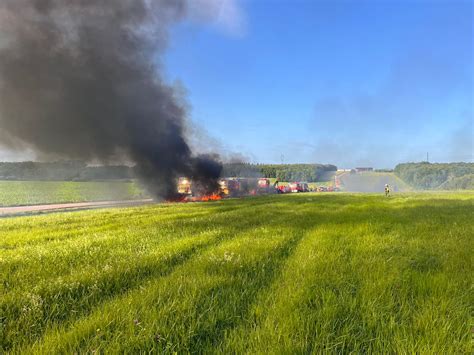 Vosges Un Poids Lourd Prend Feu Entre Châtel Sur Moselle Et Moriville