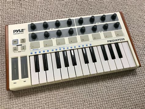 Pyle PMIDIKPD MIDI Keyboard System Digital USB Reverb