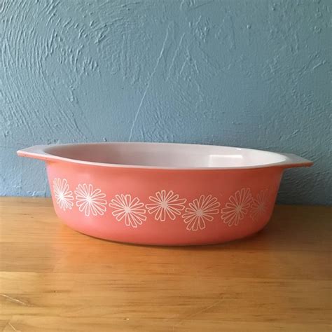 Pyrex Pink Daisy 045 Oval Cinderella Casserole Etsy Pyrex Vintage