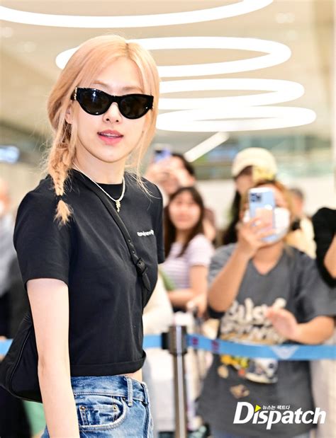 [현장포토] 허리가 한뼘…로제 워너비 몸매 디스패치 뉴스는 팩트다