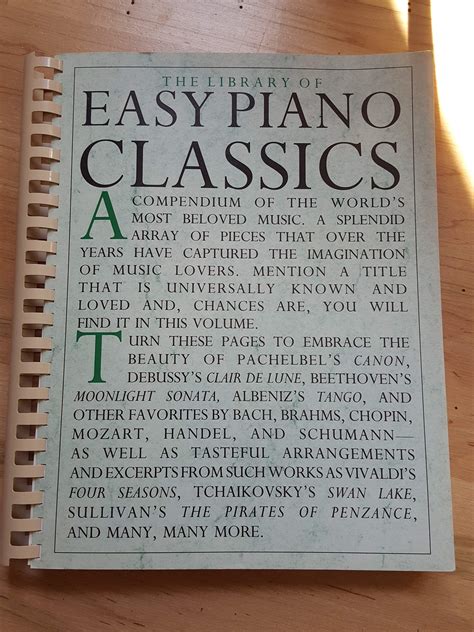 By Author The Library Of Easy Piano Classics By Hal Leonard Publishing
