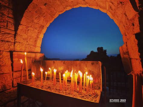 Εσπερινός των Αγίων Αναργύρων στην ιστορική Ακροναυπλία βίντεο