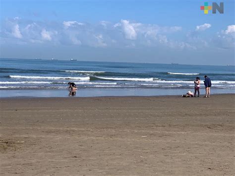 Llegan De Otros Estados A Disfrutar De Las Playas De Coatzacoalcos