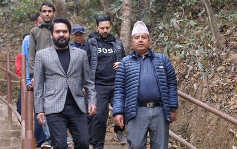 एमाले नेता महेश बस्नेतलाई किन भेटे बालेनले