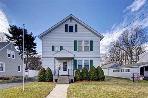 58 Tomlinson Ave Plainville Ct 06062 See Est Value Schools And More