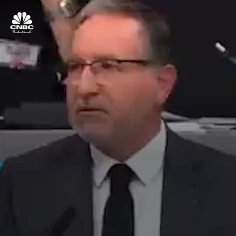 قناة Cnbc عربية رجل الأعمال التركي، حامد دوراس، يتبرع على الهواء