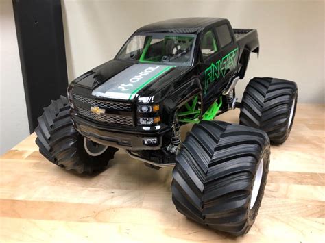 Axial Smt10 With Upgrades Comes With All Parts Shown New Free
