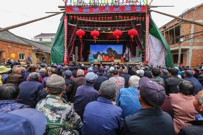 安徽马鞍山乡村举办农民戏剧节 人民图片网