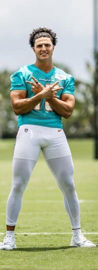 Nfl Jaelan Phillips Page 2 Lpsg