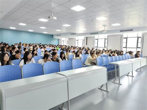 会计学院举行第34期财会论坛：数智时代会计同学应该培养怎样的学习思维 湖北商贸学院会计学院