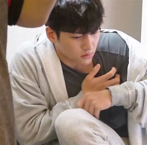 Pin By Yancey On Ji Chang Wook Gif In Ji Chang Wook Actors Funny Ji Chang Wook Smile