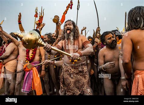Sadhu In Kumbh Hi Res Stock Photography And Images Alamy