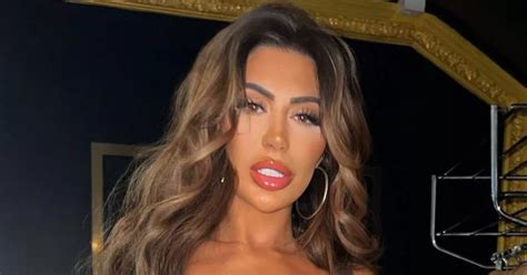 Chloe Ferry Leaves Little To The Imagination In Plunging Bra And Skintight Jeans Daily Star