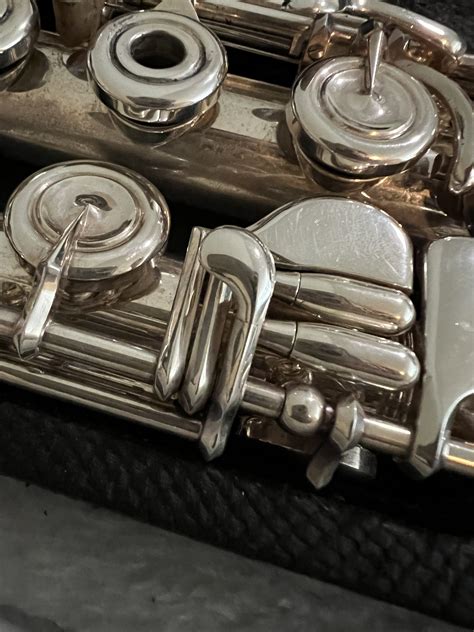 Flute Features Specs And Metals Ultimate Guide Hannah B Flute