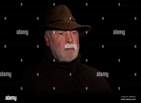 Le Vieux Chasseur Banque De Photographies Et Dimages à Haute