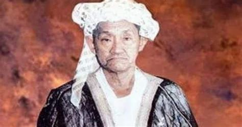 KISAH DAN SEJARAH ULAMA NUSANTARA Mengenal Kembali Sosok KHR As Ad
