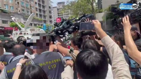八里槍擊案槍手移送火氣大 飆罵髒話想跟媒體「輸贏」 Youtube