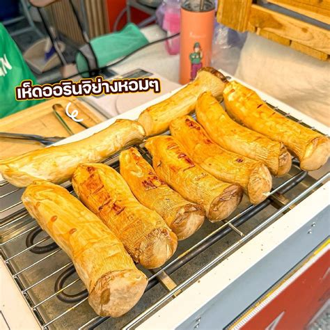 Eat Here ขั้นตอนการทำ 4 ตีให้เข้ากัน จากนั้นร่อนแป้ง ผงโกโก้ และเบกกิ้งโซดา แล้วตีให้เข้ากัน 5