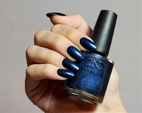 CND Shellac Midnight Flight