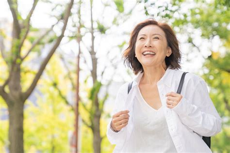 【おひとりさま女性】60歳代の貯蓄額はいくら？「生活に満足」約6割に 【ひとりの老後】貯蓄はいくらもってる？ Limo くらしとお金の
