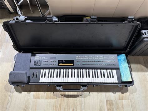 1985 Yamaha DX 7 II FD Synthesizer The Guitar Broker