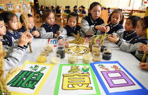 迎接世界粮食日 珍惜粮食从娃娃抓起