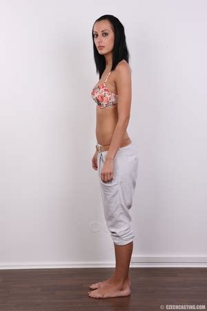 Well Curved Babe Sex Model With Small Sexy Tits Soft L XXX Dessert