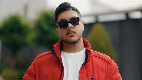 مارکت موسیقی ایران در حال پوست‌اندازی است؛ صدای نسل تازه‌ای از هنرمندان به گوش می‌رسد