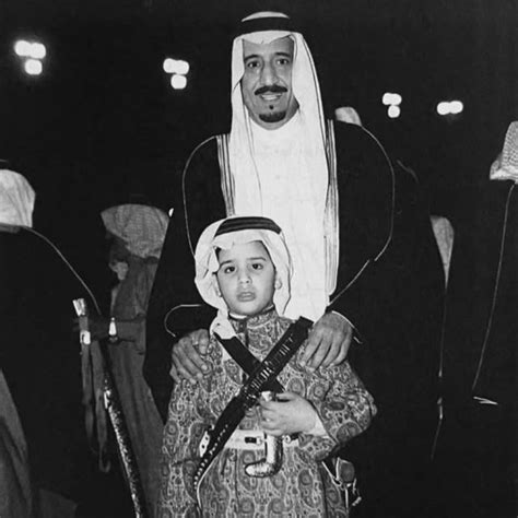 ‎رزان الـقَّحطانـي‎ Razanqahtani • Threads Say More