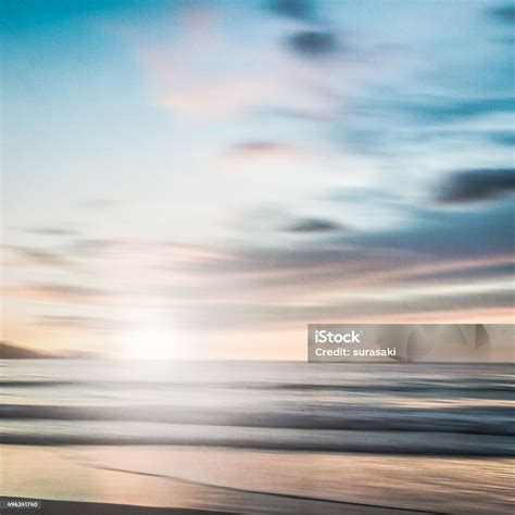 추상적임 바다 경치를 흐릿한 패닝하기 종이 Backgr 움직임감지 0명에 대한 스톡 사진 및 기타 이미지 0명 2015년 경관 Istock