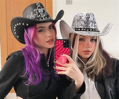 Tiktoks Most Influential Siblings Damelio Sisters Mian Twins And More