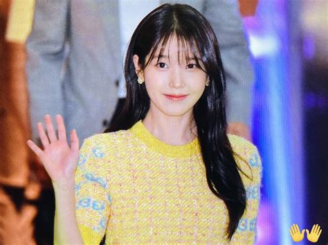 𝑩𝒍𝒖𝒆𝒘𝒊𝒏𝒈 On Twitter 230424 영화 쇼케이스 📸
