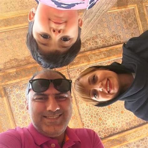 عکس پربازدید رایان سرلک و پدر و مادر واقعی‌اش