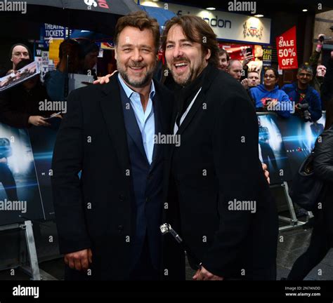 Russell Crowe And Jonathan Ross Arrive At The European Premiere Of Man