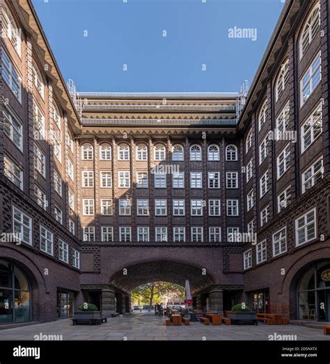 Pointed Chilehaus In Hamburg Designed By Fritz Höger Completed In