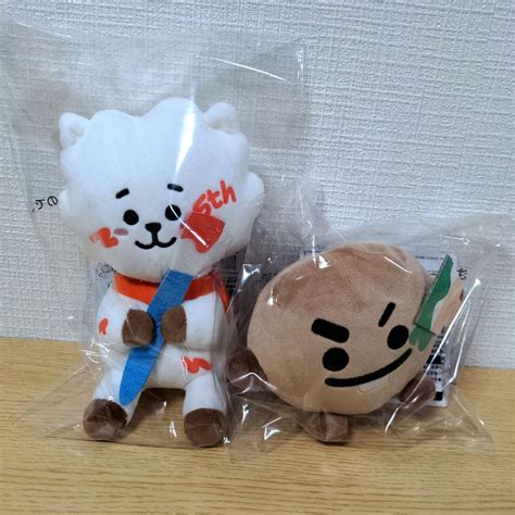 Bt21 一番くじ ぬいぐるみ 2点 Rj シューキー ジン シュガ Sin メルカリ