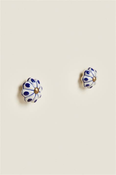 Zara Flower Door Knob Pack Of 2 International Shipping